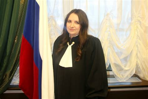 Экс помощник арбитражного судьи ЯНАО получила повышение Сотрудник Арбитражного суда ЯНАО Юлия