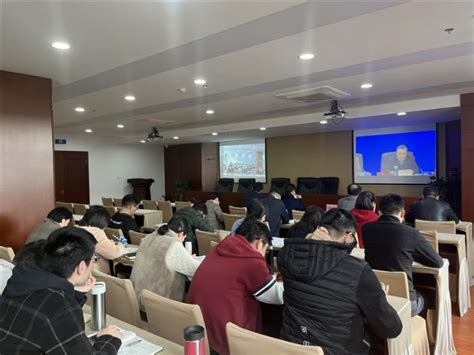 区财政局组织参加全市财政系统全面从严治党工作会议和深化“规范管理 效能提升”行动推进会