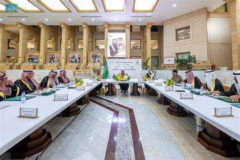 عام سمو أمير القصيم يرأس اجتماع محافظي المحافظات بالمنطقة الـ 33