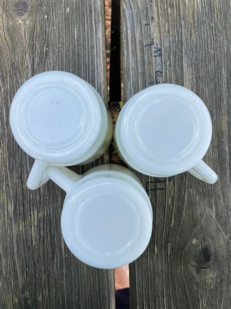 Vintage Milk Glass Mugs Set Of 3 Termocrisa Green And Yellow On White