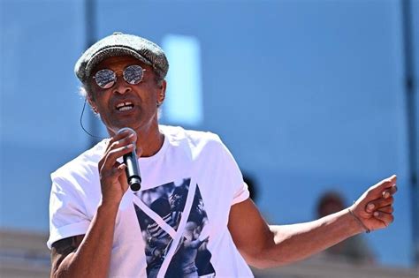 Reportage 40 Ans Après Sa Victoire Yannick Noah Fait Vibrer Roland