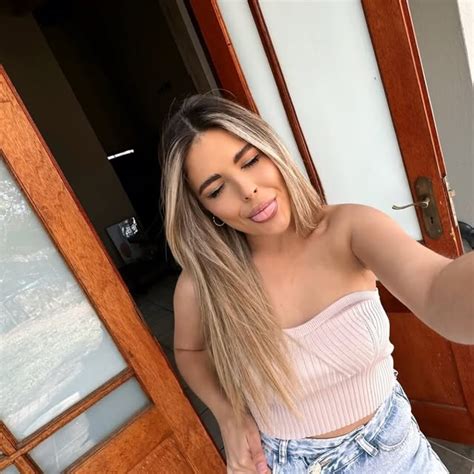 Bianca Bianca Vd Kaay Threads Say More