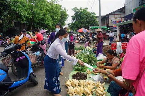 မြစ်ကြီးနားမြို့၌ ကမ္ဘာ့ပတ်ဝန်းကျင်ထိန်းသိမ်းရေးနေ့အကြို အသိပညာပေး လက်ကမ်းစာစောင် ဖြန့်ဝေ