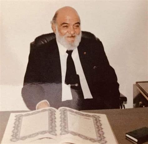 الصحفة توفي رجائي عطيه نقيب المحامين ورئيس اتحاد المحامين العرب أثناء
