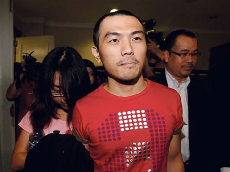 Malaysia Revokes Passports Of Sex Blogger Alvin Tan Activist Ali Abd