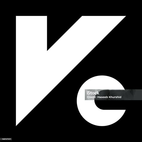 최소한의 Ck 로고 고급 배경에 Ck 편지의 아이콘입니다 Kc 모노그램 이니셜을 기반으로 한 로고 아이디어 전문적인 다양한 문자 기호와 배경에 Kc 로고 0명에 대한 스톡