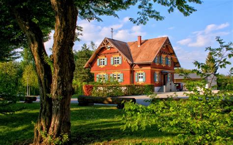 Красивый домик в деревне 76 фото