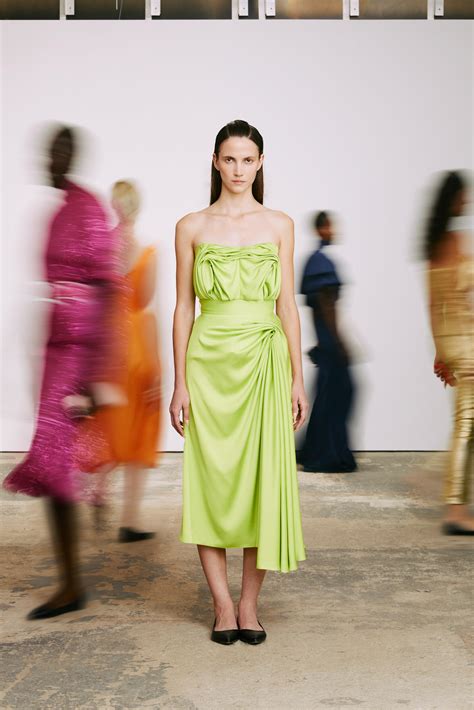 Edeline Lee Spring Fashion Show The Impression