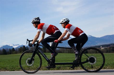Evolve Tandem