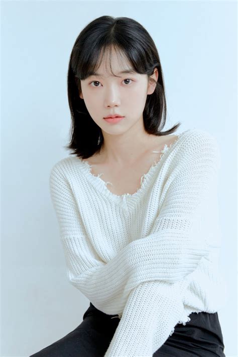 Lim Yu Bin Photo Gallery 임유빈 Hancinema