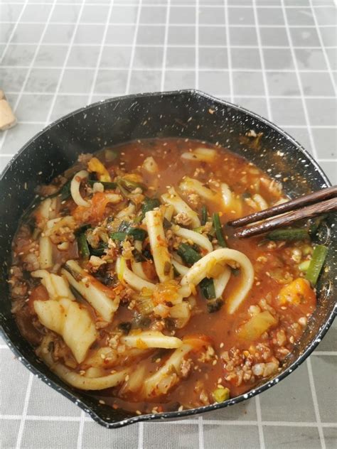 【云南小锅饵丝（米线卷粉）的做法步骤图】杨东南是只猫下厨房