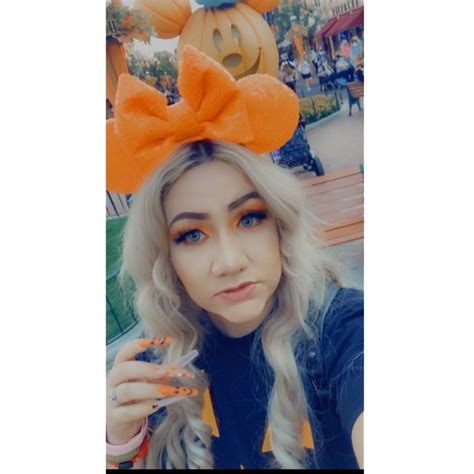 Ca Sa Gavia Beauty Bar 💅🏻💄🍸agavia สตอรี่ Snapchat ตลอดจน Spotlight และเลนส์