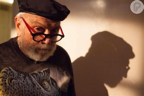 URGENTE Morre ator e humorista Antônio Pedro aos 82 anos Recorde