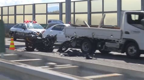 【速報】高速道で多重事故 大型バイク2台、トラック、軽乗用車の計4台が衝突 大型バイクの男性2人が負傷 長野県内のニュース Nbs 長野放送