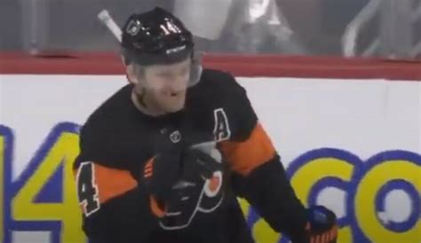 Sean Couturier Left Out 34 Days After Being Named Captain Doseca