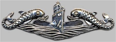 History Of Us Submarine Warfare Insignia Dolphins