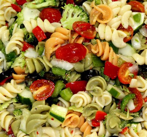 Rainbow Rotini Pasta Salad 25lb