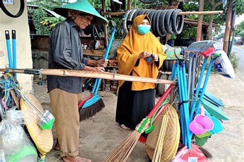 Belilah Dagangan Pencari Rizki Yang Halal Mas Imam Nawawi