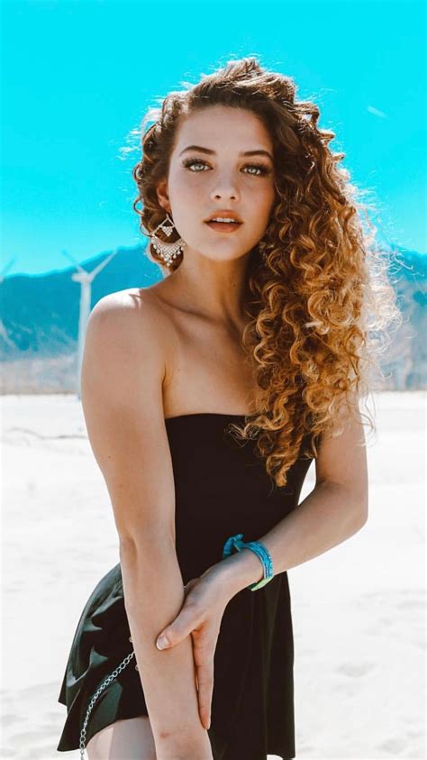 Sophie Dossi Beautiful Redhead Glamour Sofie Dossi Beauty Advice
