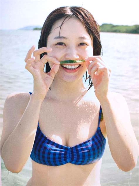 日本代購代標第一品牌【樂淘letao】－深川麻衣 写真集 『 Free Mind フリーマインド 』 ポスカ付 乃木坂46 美品