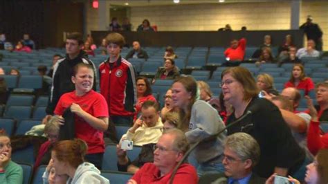 Carroll Co School Board Votes To Close Schools