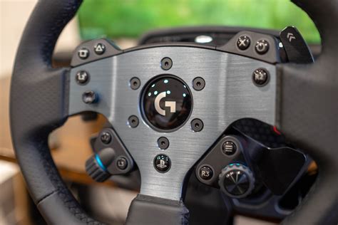 Slideshow Logitech G Pro Racing Wheel