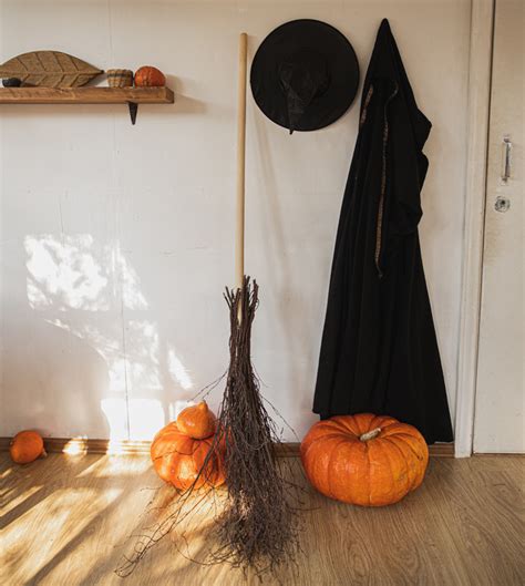 121 Halloween Riddles That Will Leave You Bam Boo Zled