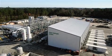 Struggling Green Hydrogen Tech Firm Plug Power Seeks Shareholder Approval For Reverse Stock