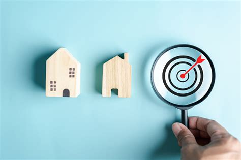 부동산 또는 부동산 주택의 가치 상승 사업가 소유자 주택 투자 계획 부동산 사업 임대 소득 수익 비율 투자자 사고 전략 가격에 대한 스톡 사진 및 기타 이미지 Istock