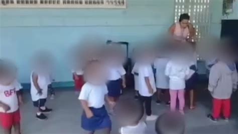 Vídeo Diretora De Creche Do Rio é Afastada Após Aparecer Em Vídeos