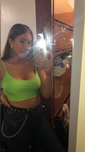 Lizzie Porn Pic Eporner