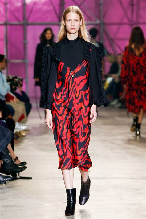 Ellery Spring 2017 Ready To Wear Fashion Show Fashion Ready To Wear