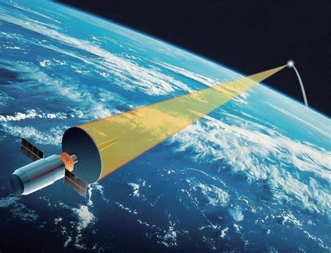 法国公布太空军事战略 卫星将部署激光武器 可让对手卫星致盲 凤凰网军事 凤凰网