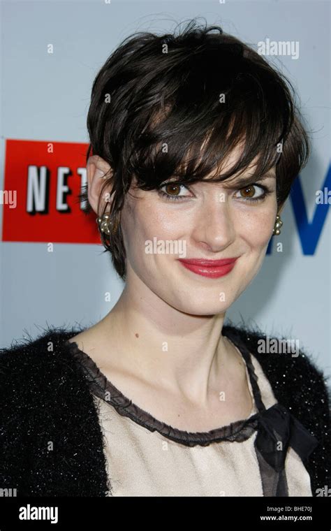 WINONA RYDER MILK LOS ANGELES PREMIERE BEVERLY HILLS LOS ANGELES CA USA 13 November 2008 Stock