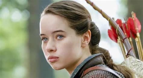 Susan Pevensie From The Chronicles Of Narnia Charactour