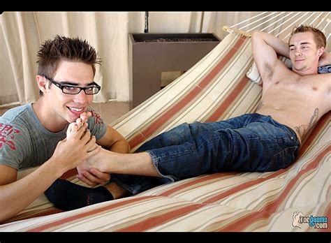Kelly Cooper Zack Randall Gay Porn Toe Gasms