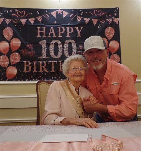 Helen Roberts Celebrated Her 100th Birthday The Clinton Courier
