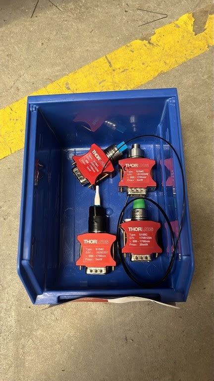 3 X Thorlabs S154c Compact Photodiode Power Sensor Ingaas Auction 2037