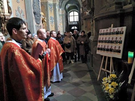 Напередодні Різдва Христового у Гарнізонному храмі молилися за полеглих воїнів Капеланство інфо