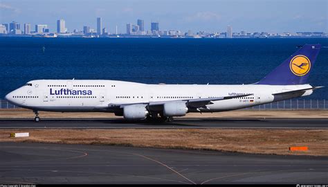 D Abyi Lufthansa Boeing 747 830 Photo By Brandon Chen Id 1389692