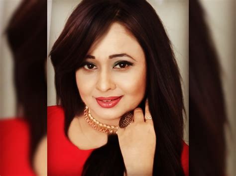 Madhvi Tmkoc Bhabhi Real Name Sonalika Joshi Business Husband Photos