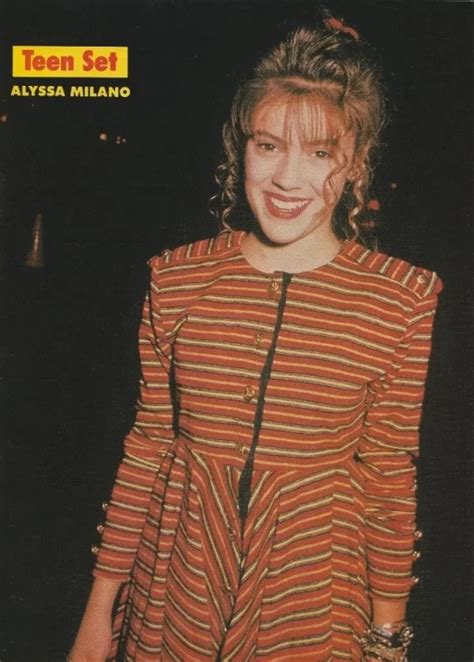 Alyssa Milano Teen Magazine Pinup Clipping Red Dress Teen Set Pix Young Rare Teen Stars