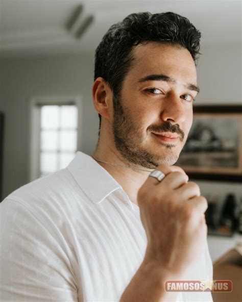 Galã de Vai na Fé comemora sucesso de suposta Nudes