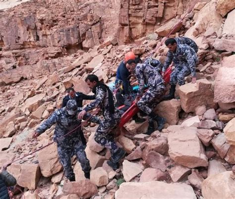 إنقاذ سائحة اجنبية سقطت عن مرتفع في الشوبك محليات وكالة رم للأنباء