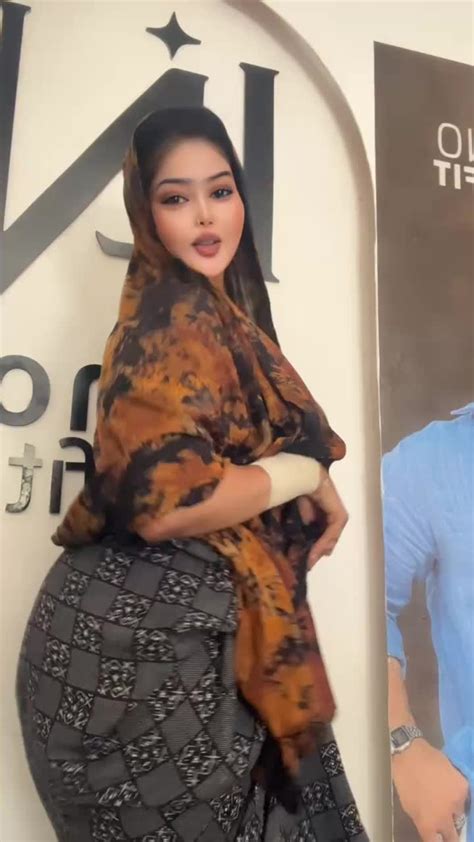 فيديوهات أنشأها Amran Abdicasiis💅🏻👩🏼🎀 Amran Abdicasii باستخدام Original Sound Amran