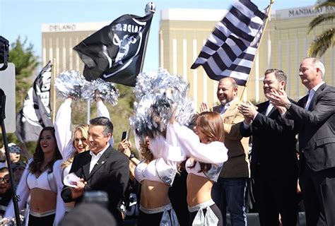 Raiders Draw Fans To Nfl Draft Event At Las Vegas Sign Photos