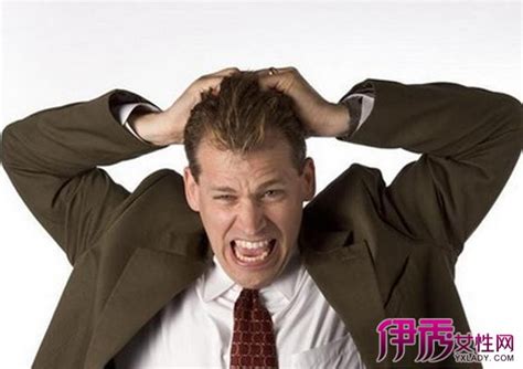 13岁男孩大便有血不痛 男孩长到多少岁就不长了 随意云