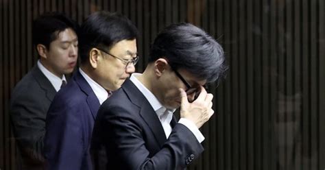 尹 조속한 집무정지 필요 한 대표 발언에 요동친 국민의힘