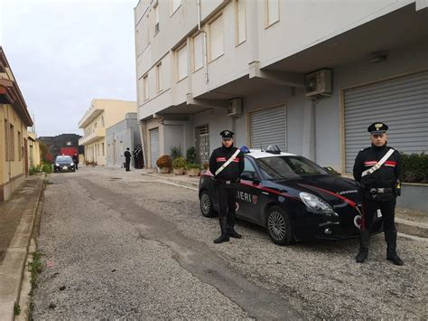 La amante del capo mafioso Matteo Messina Denaro se presentó ante las