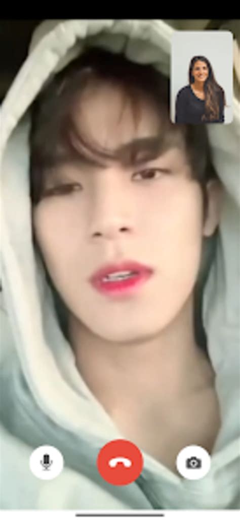 Android Için Seventeen Fake Video Call Chat İndir